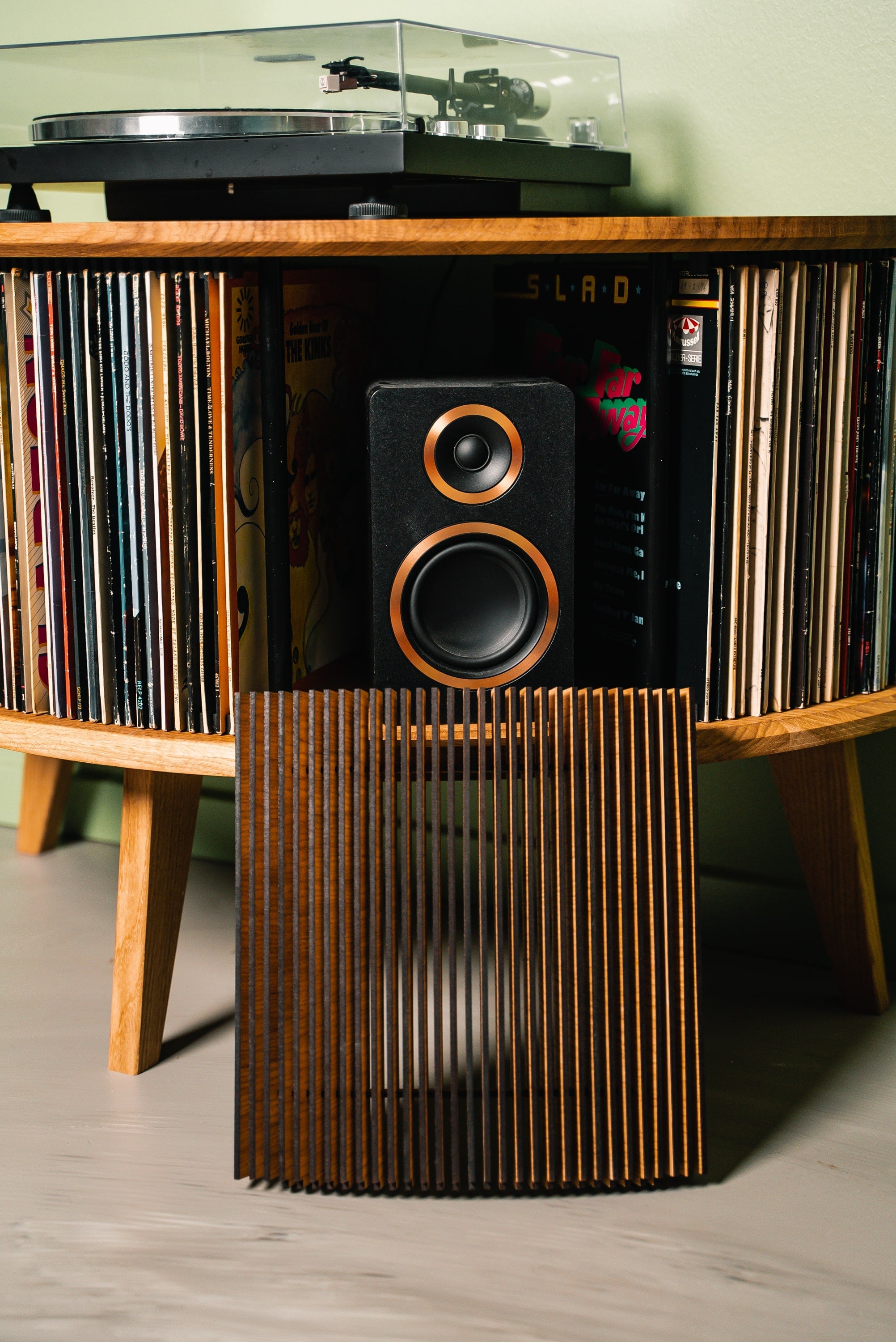 Højtaleskjuler - Kristian Juul